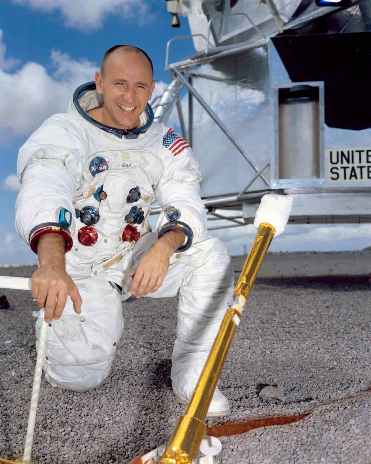 Apollo 12 Astronaut Alan Bean has died aged 86 – MajorTim.space